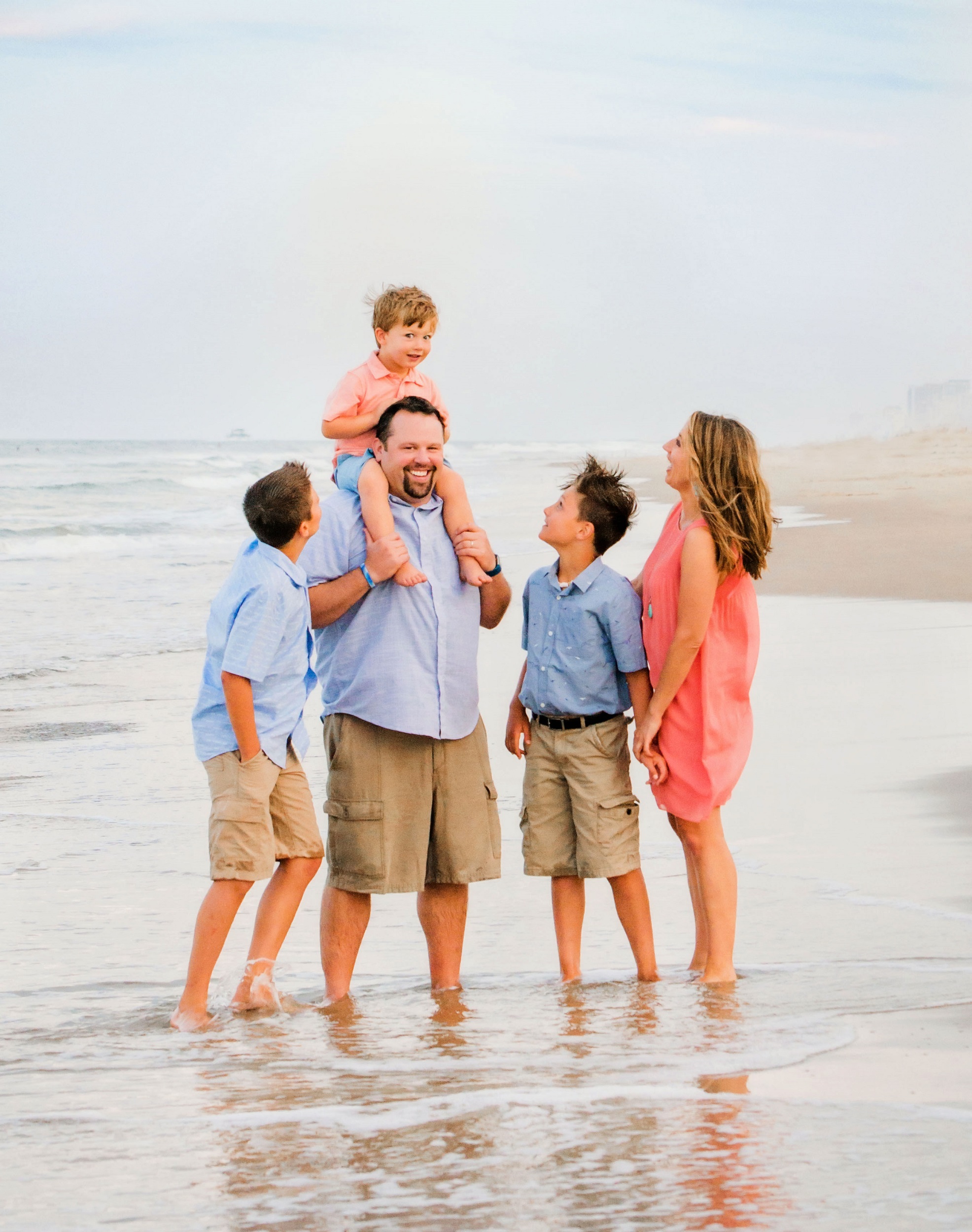 Virginia Beach Family Photo Shoot - Greg Bellan